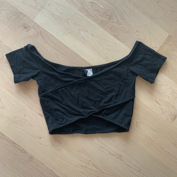 H&M | Tops | Black Off The Shoulder Criss Cross Crop Top | Poshmark